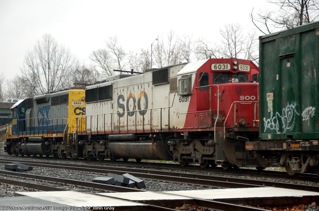 UntitledQ702-10 heads to Philadelphis Pa with CSXT 8885 ex-CSXT 8885(SD40-2), CR 6999(SD40-2 ...